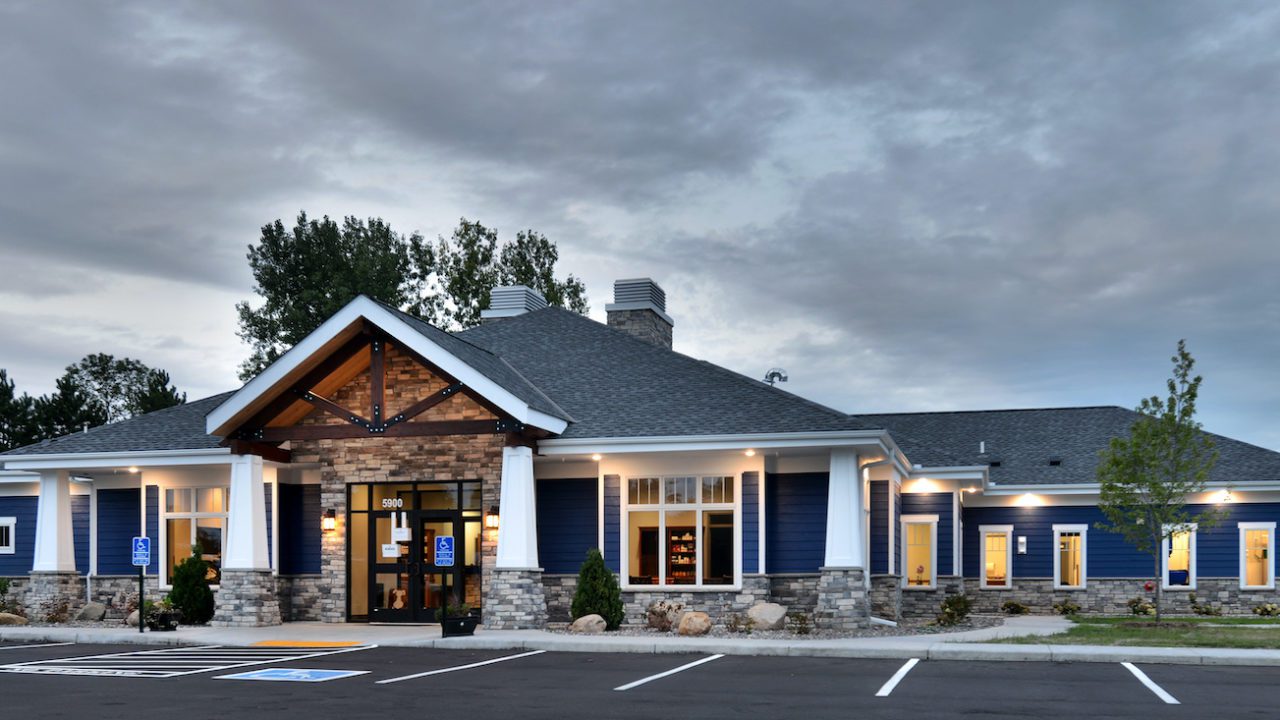 Lake Animal Hospital | TerWisscha Construction & Design